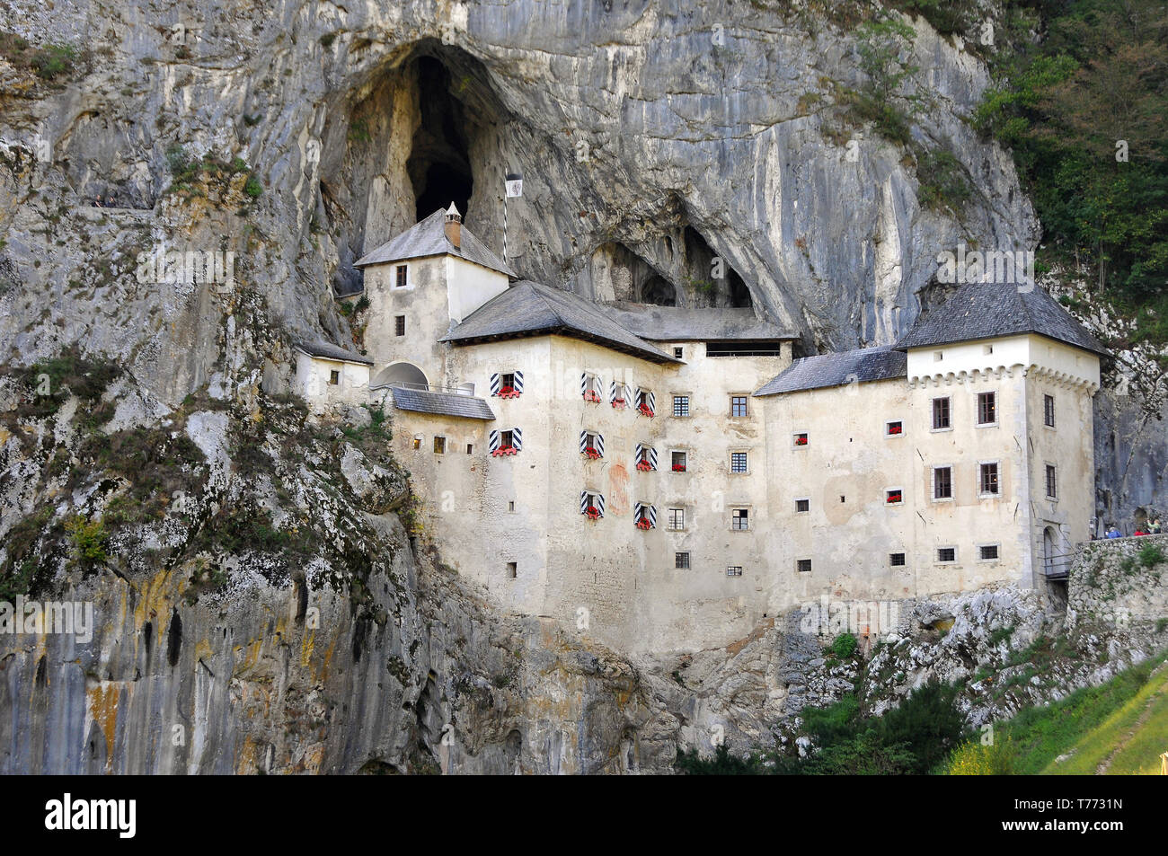 castle, Predjamski grad or grad Predjama, Slovenia, Predjama-vár Stock ...