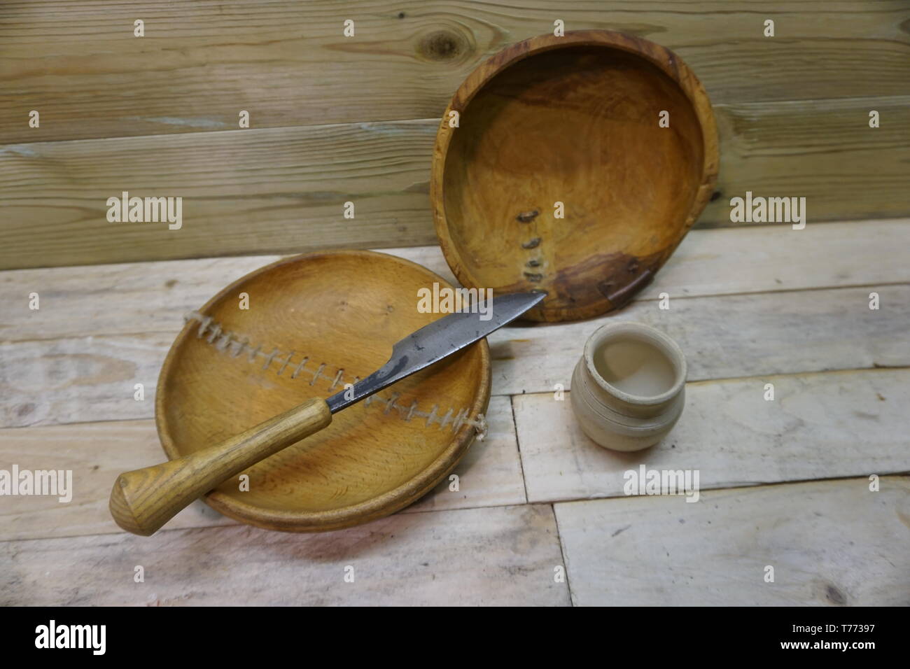 Reconstruction of an anglo saxon house hi-res stock photography and ...