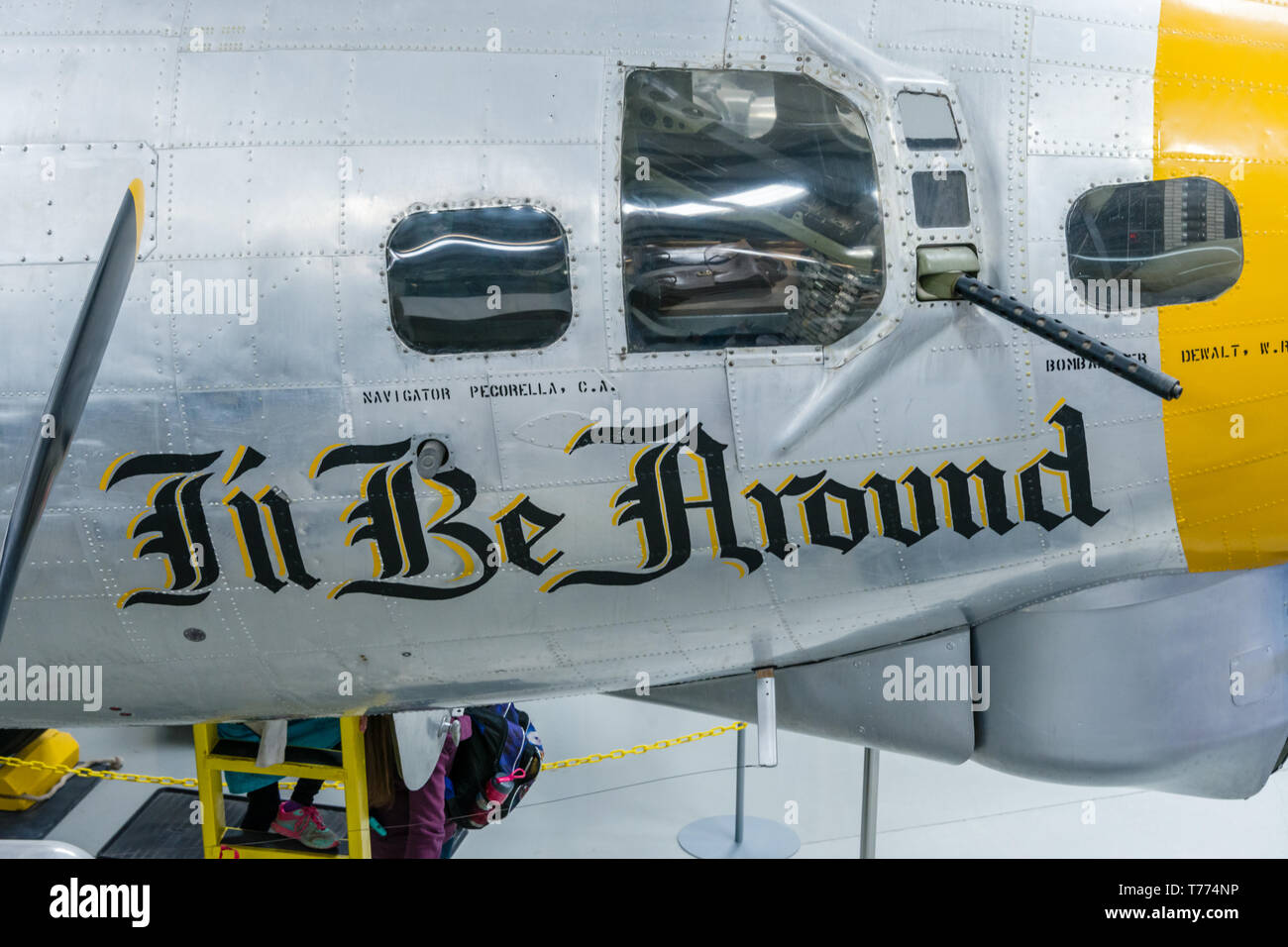 B-17 Flying Fortress Side Gun Stock Photo - Alamy