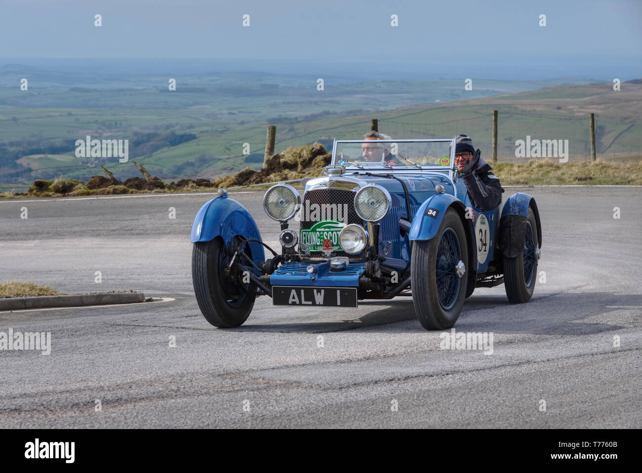 Flying motor hi-res stock photography and images - Alamy