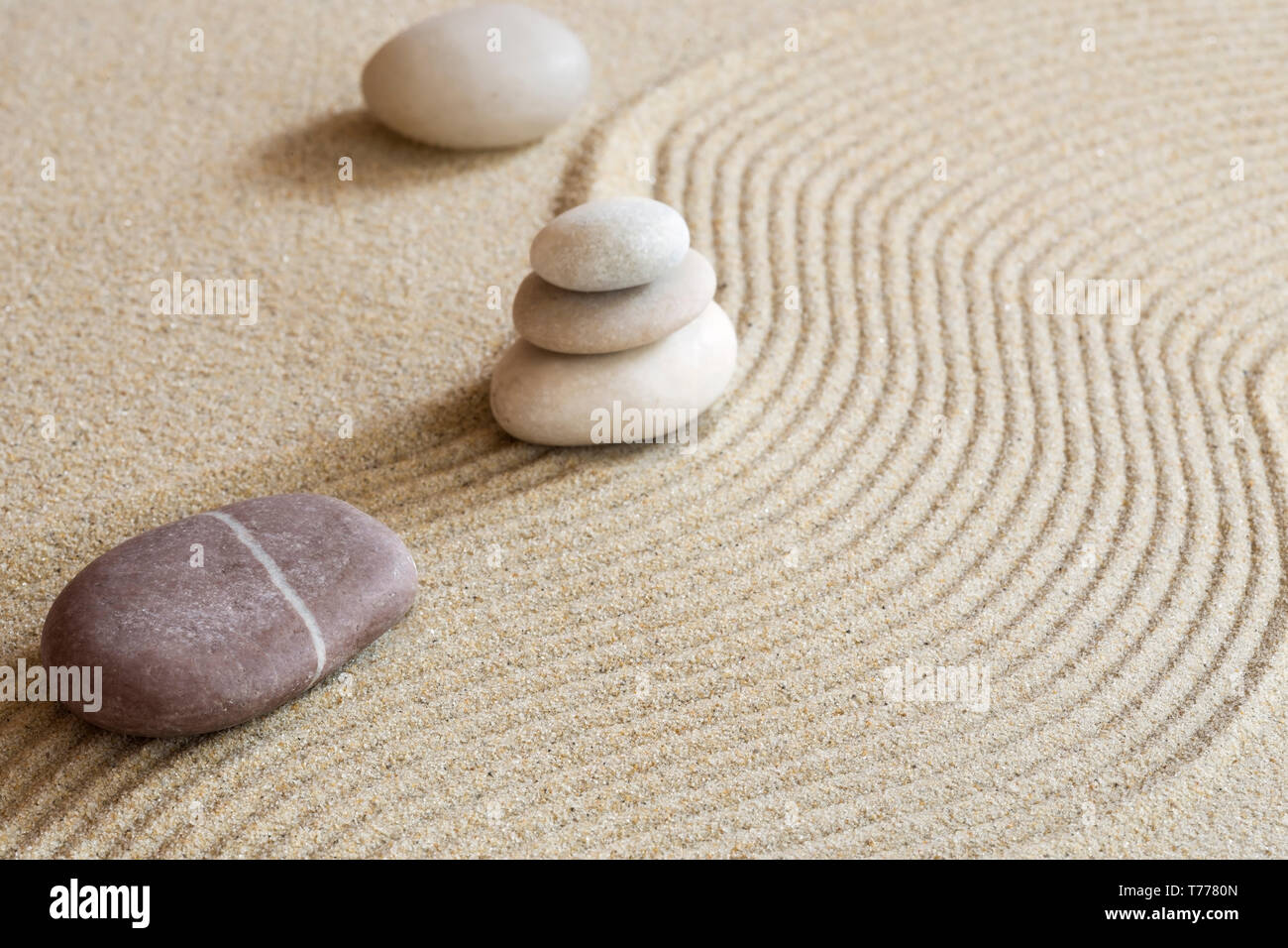 Miniature rock garden hi-res stock photography and images - Alamy