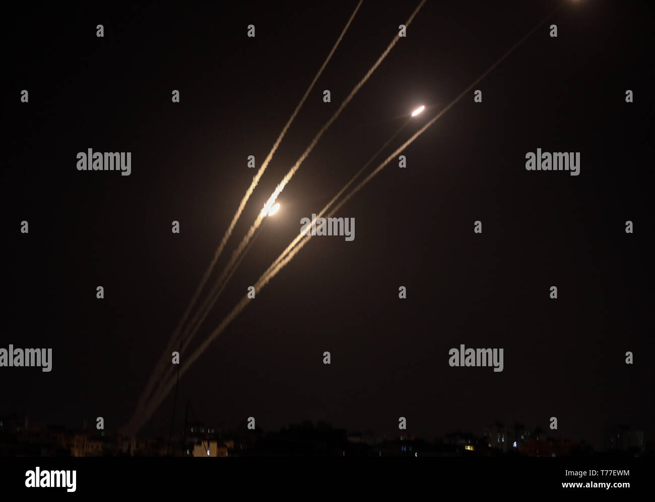 Gaza, Palestine. 4th May, 2019. The picture taken from the Gaza Strip ...