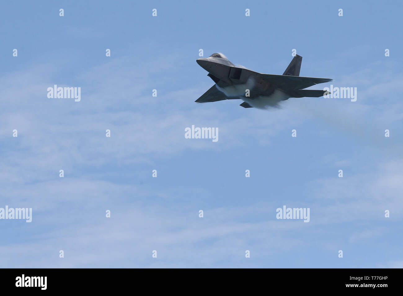 Florida, USA. 04th May, 2019. U.S. Air Force F-22 Raptor performs in ...