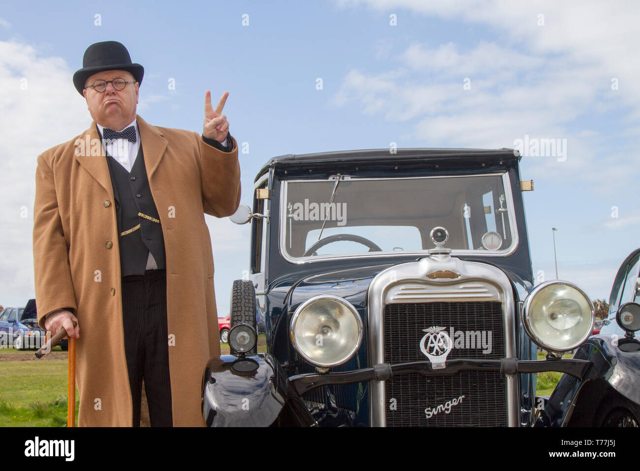 1940's singer and car High Resolution Stock Photography and Images - Alamy