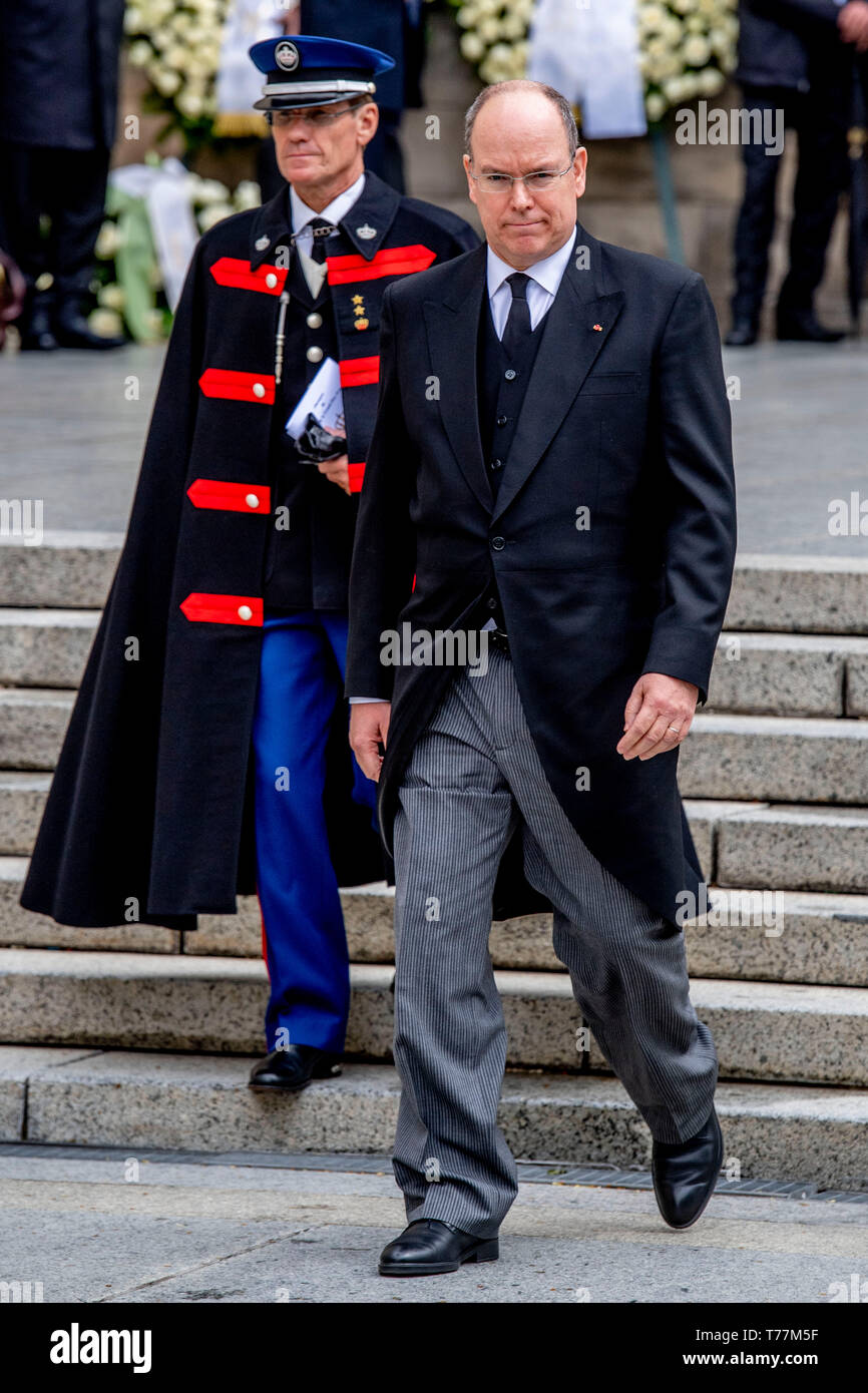 Prince Albert of Monaco at Funeral of Grand Duke Jean at the Cathedral ...