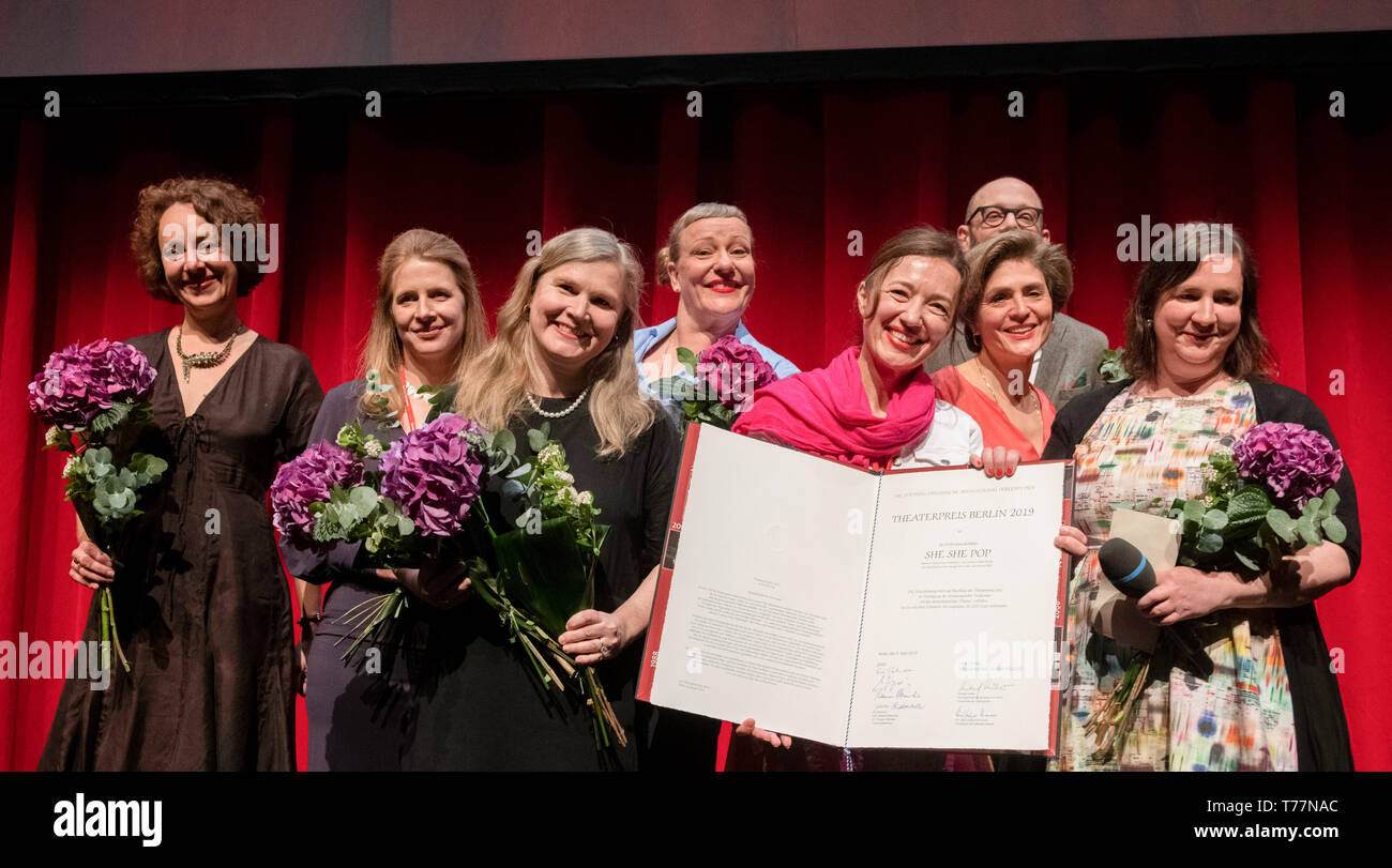 Berlin, Germany. 05th May, 2019. The members of the stage collective ...