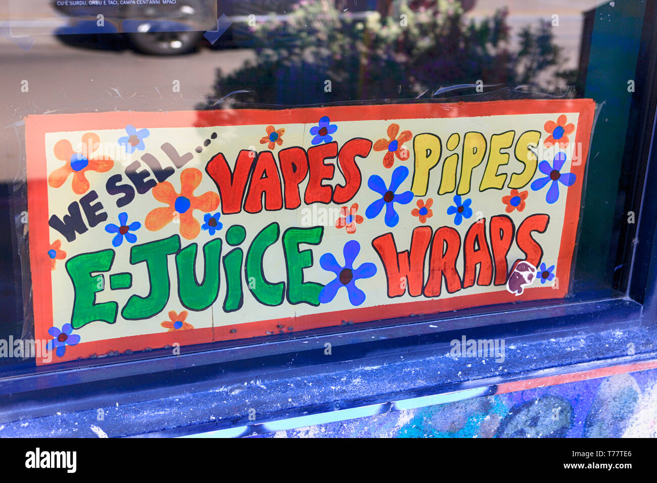 Vapes hi-res stock photography and images - Alamy