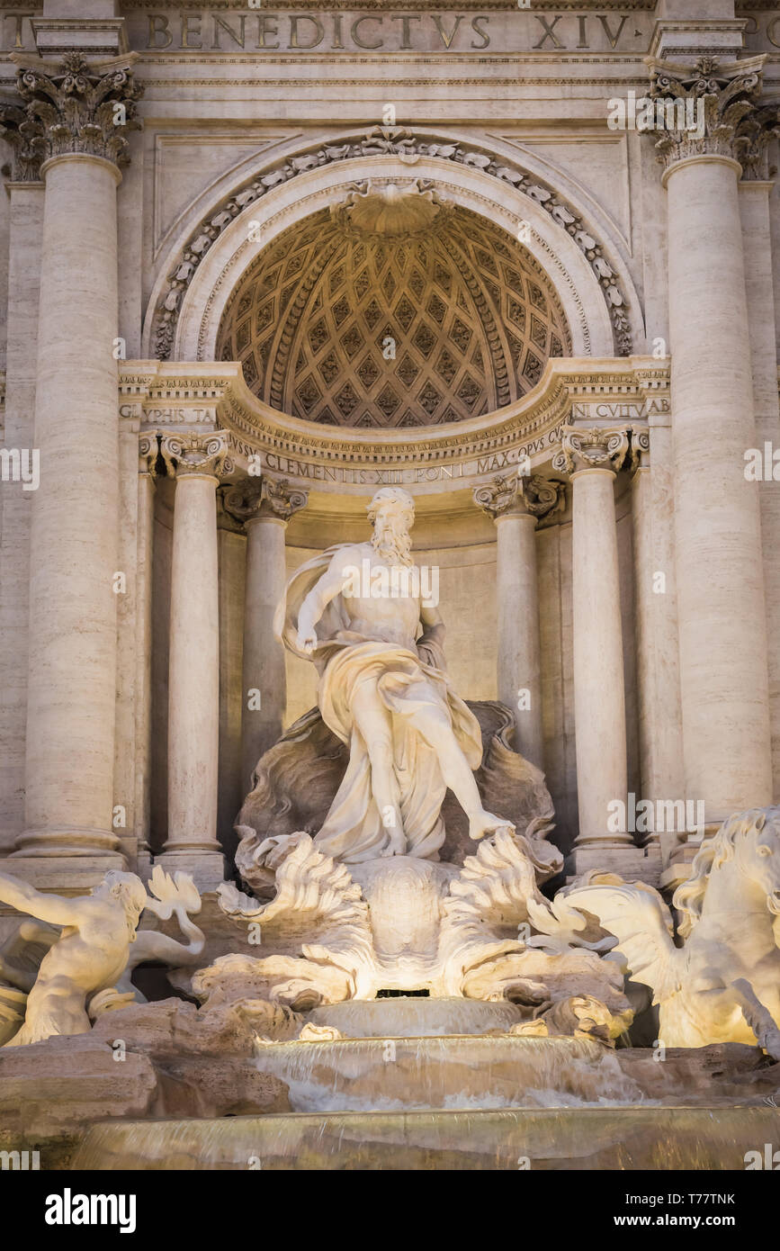 Neptune roman god water sculpture hi-res stock photography and images ...
