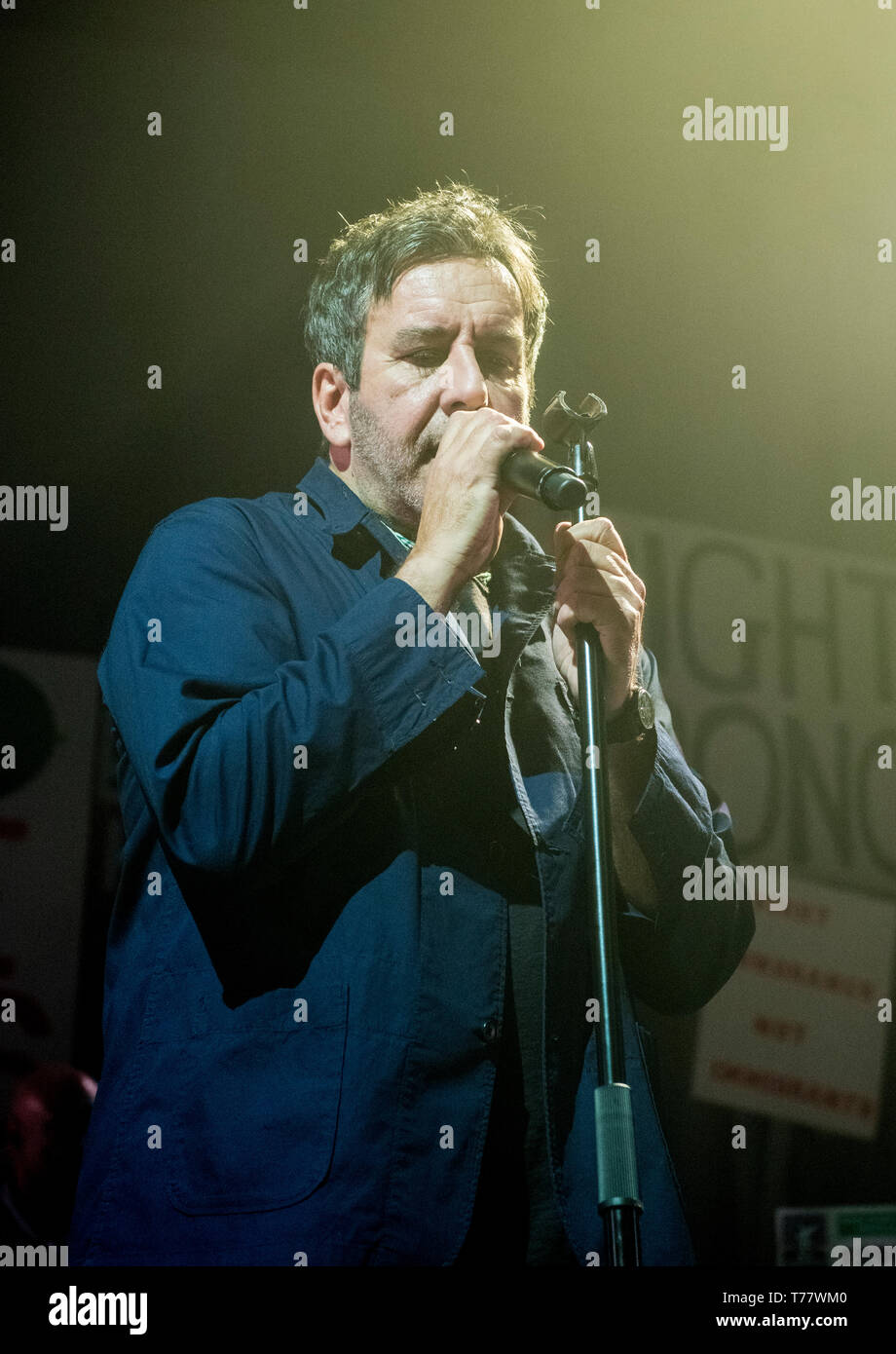 Terry hall of the specials hi-res stock photography and images - Alamy