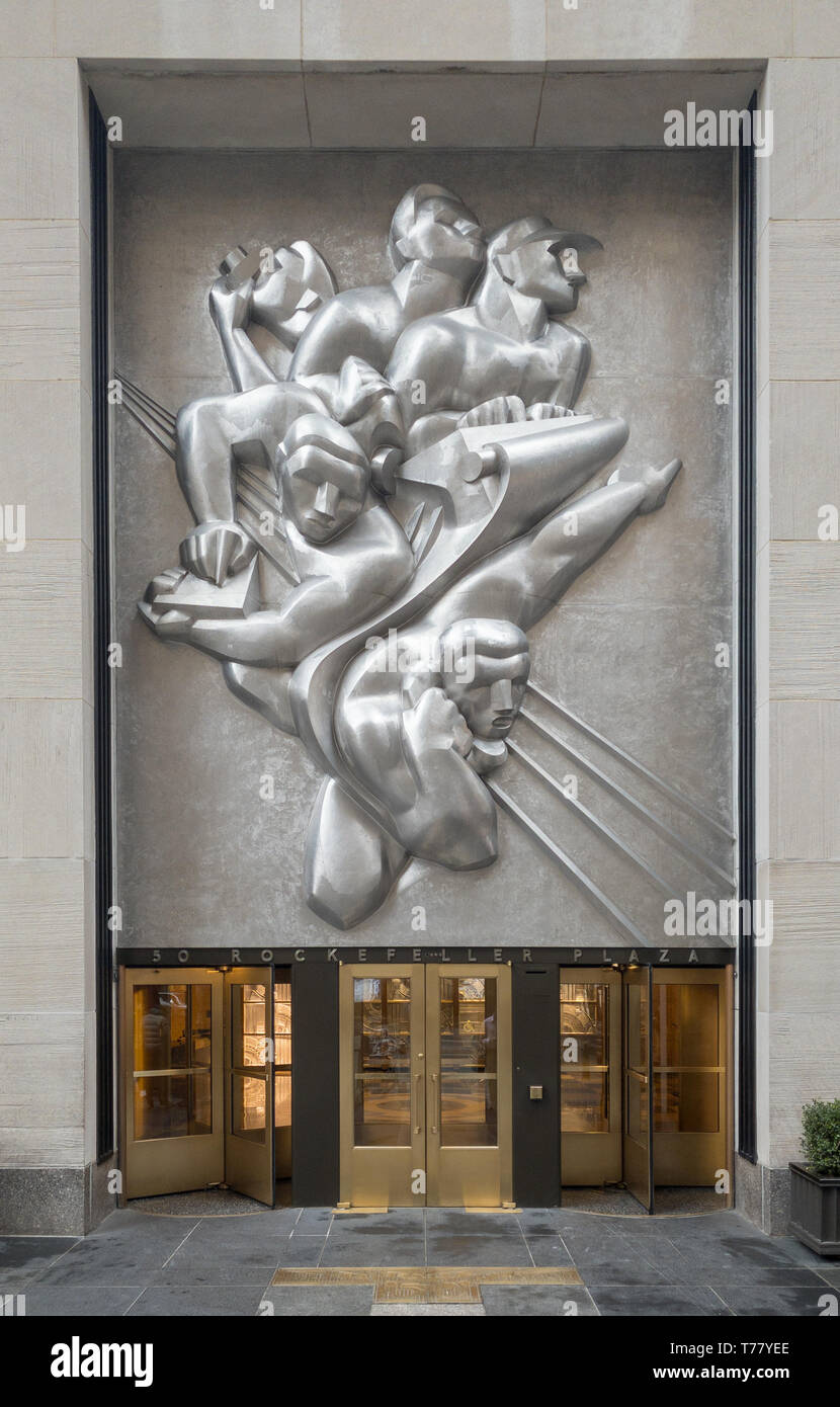 50 rockefeller plaza hi-res stock photography and images - Alamy