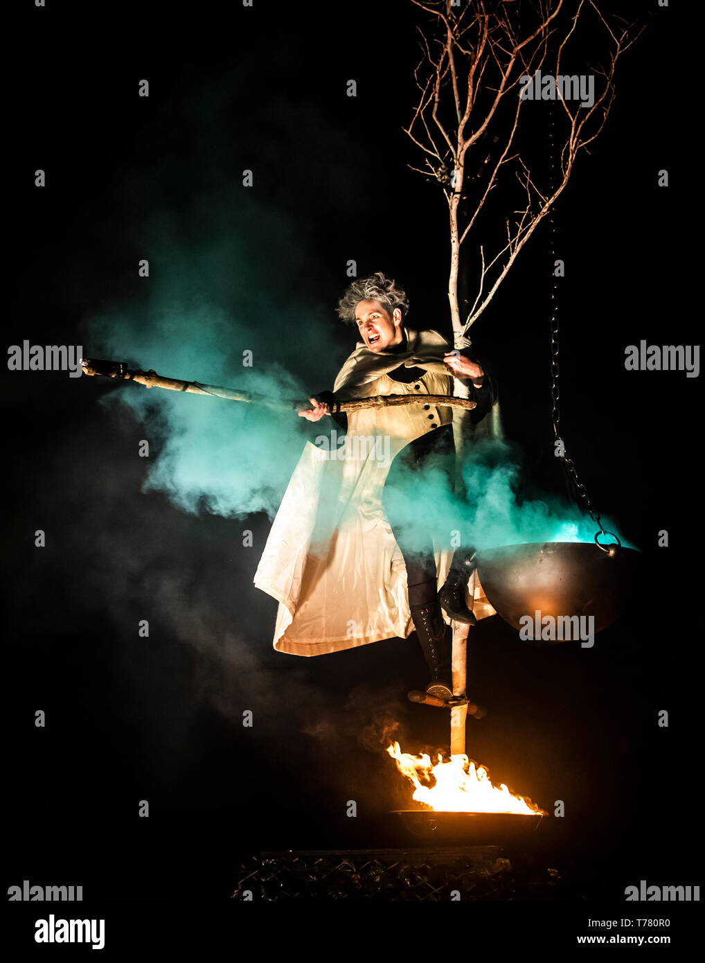 Witching women hi-res stock photography and images - Alamy