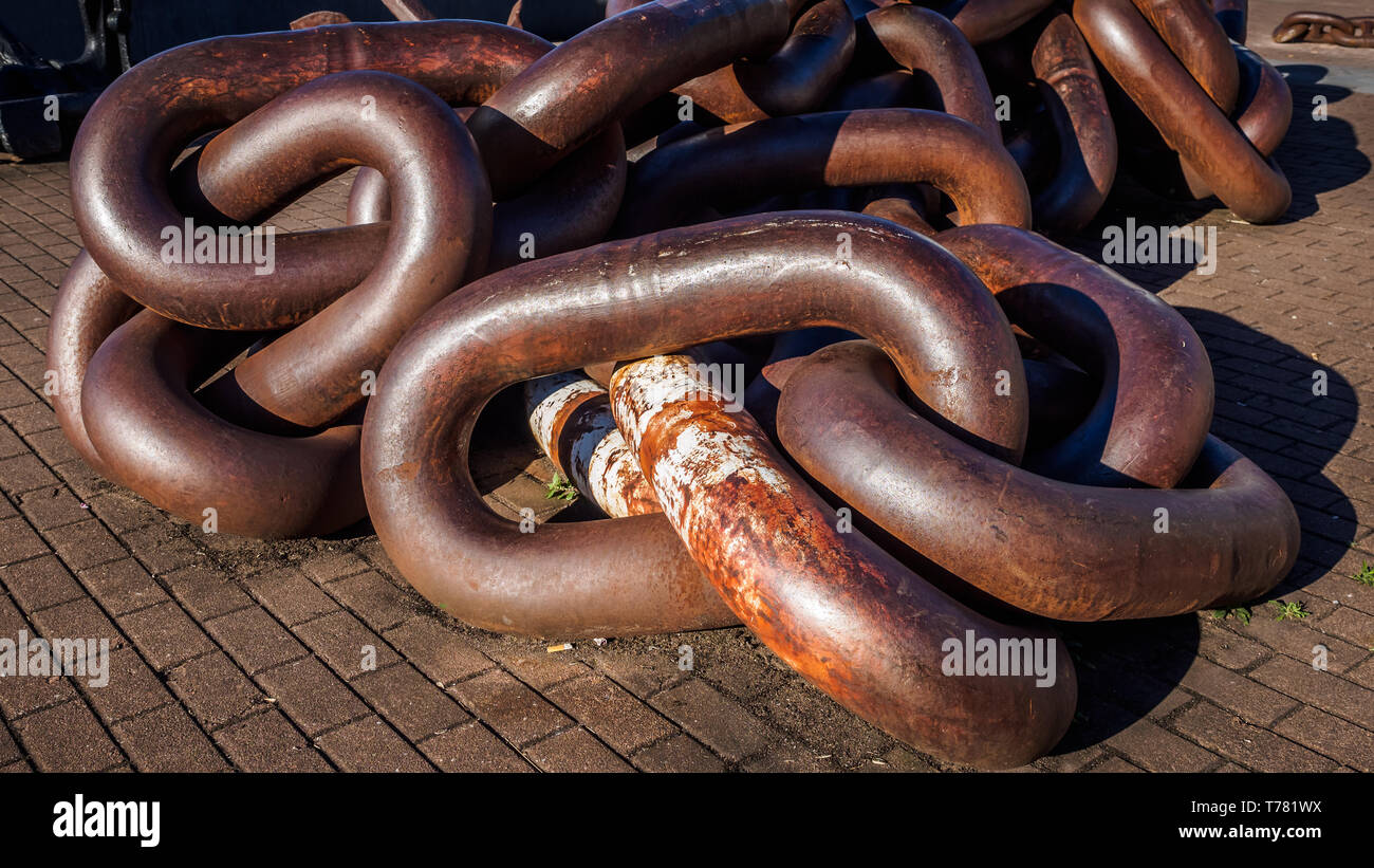 Giant chains in the maritime museum of Bilbao, Spain Stock Photo - Alamy