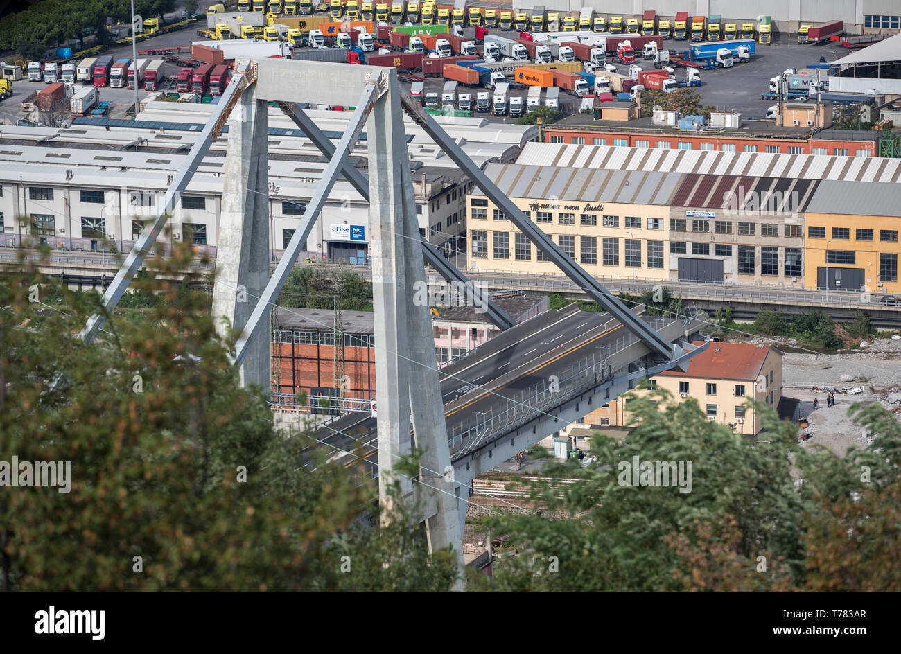 Genoa, Genova, Italy: what is left of partially collapsed Morandi ...