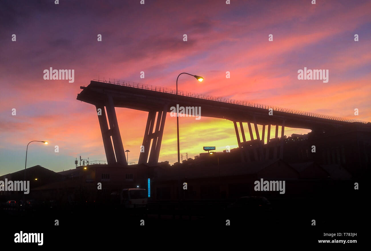 Genoa, Genova, Italy: what is left of partially collapsed Morandi ...