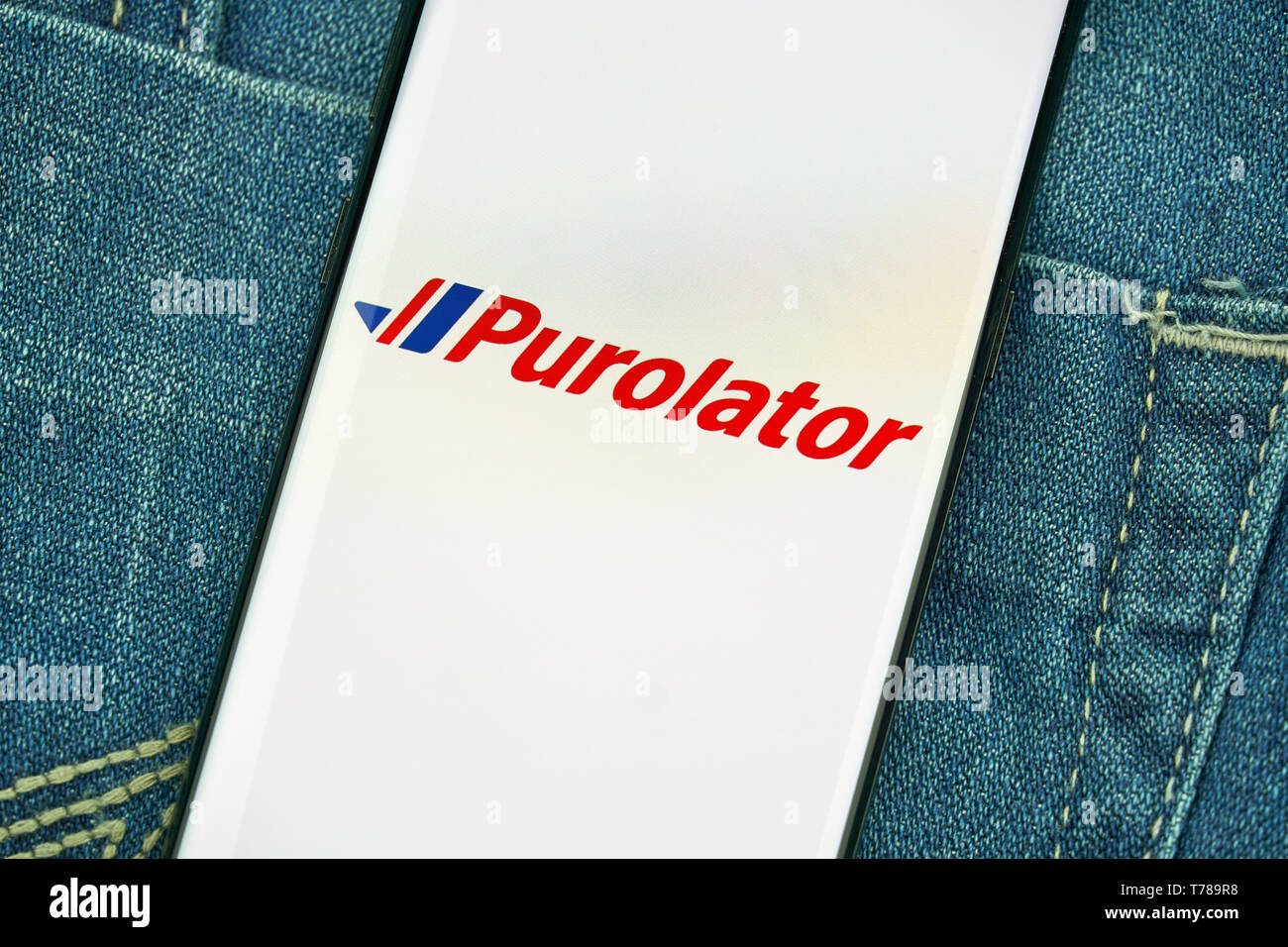 Purolator hi-res stock photography and images - Alamy