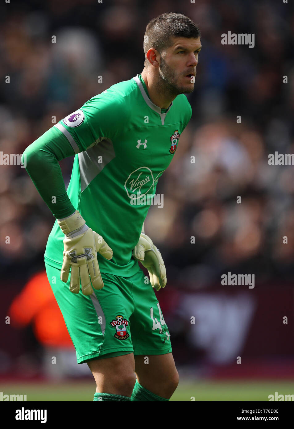 Fraser Forster of Southampton - West Ham United v Southampton, Premier ...