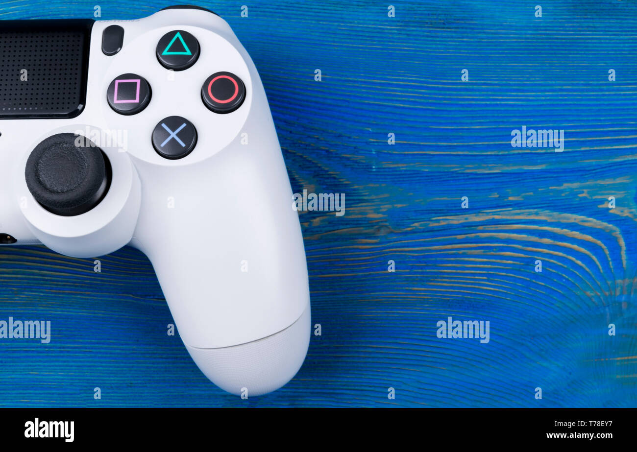 Playstation 4 joystick hi-res stock photography and images - Alamy