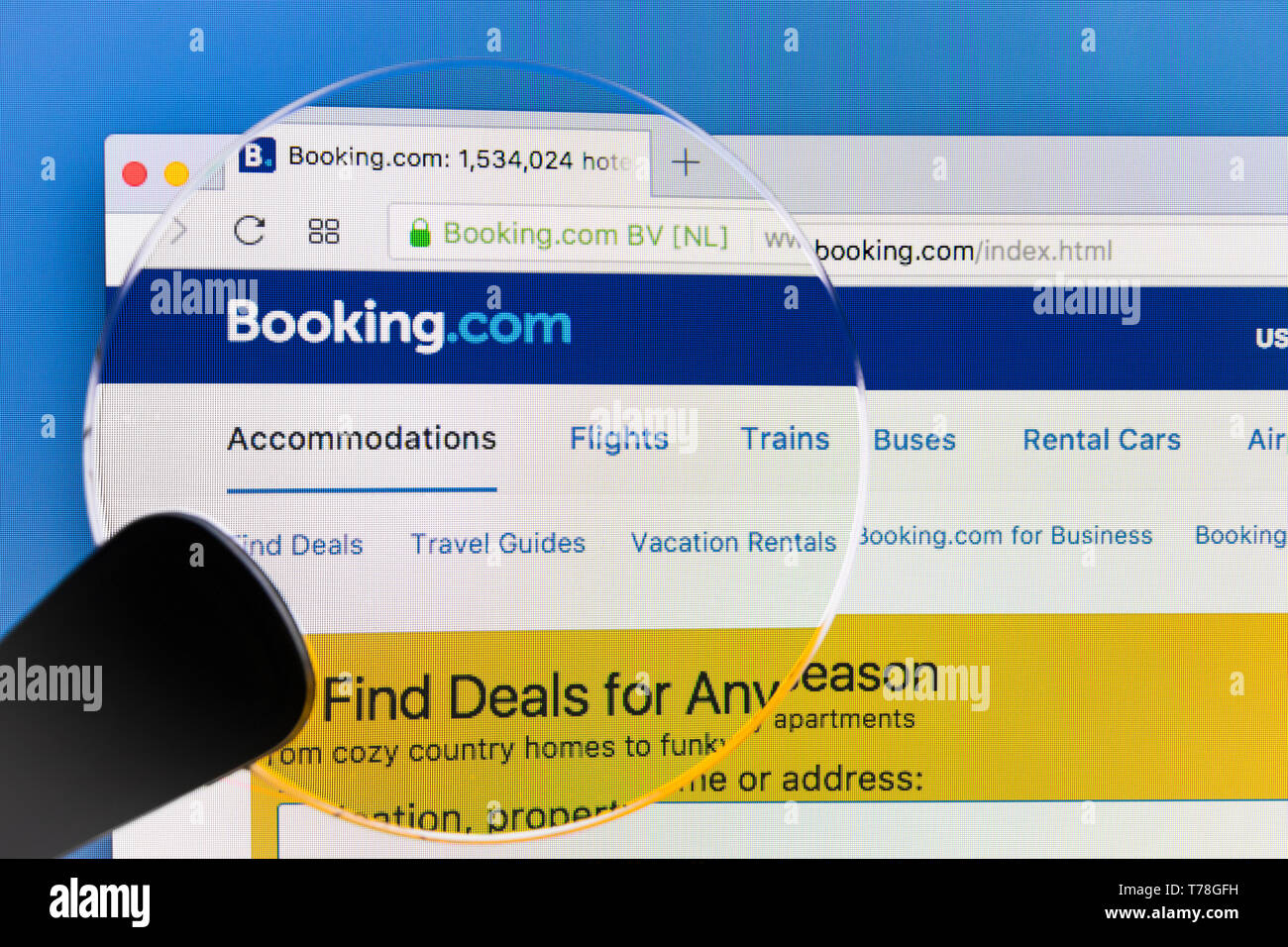 Booking com symbol hi-res stock photography and images - Alamy
