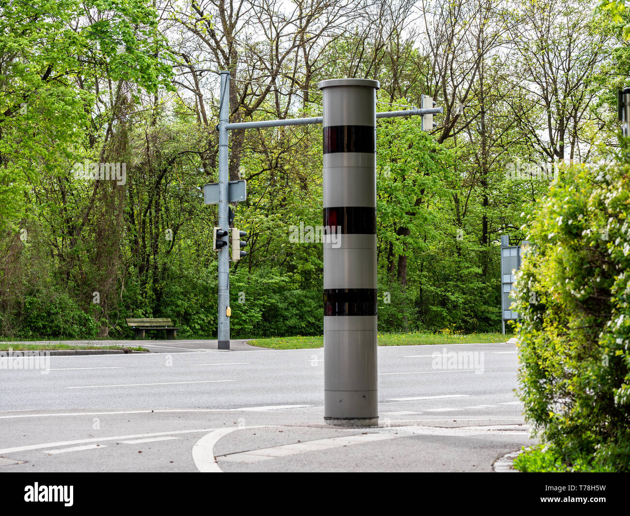 Image of new radar trap or speed trap (German Radarfalle) in German ...