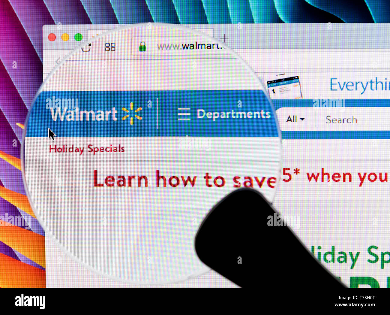 Internet online shopping market with magnifying glass logo hi-res stock ...