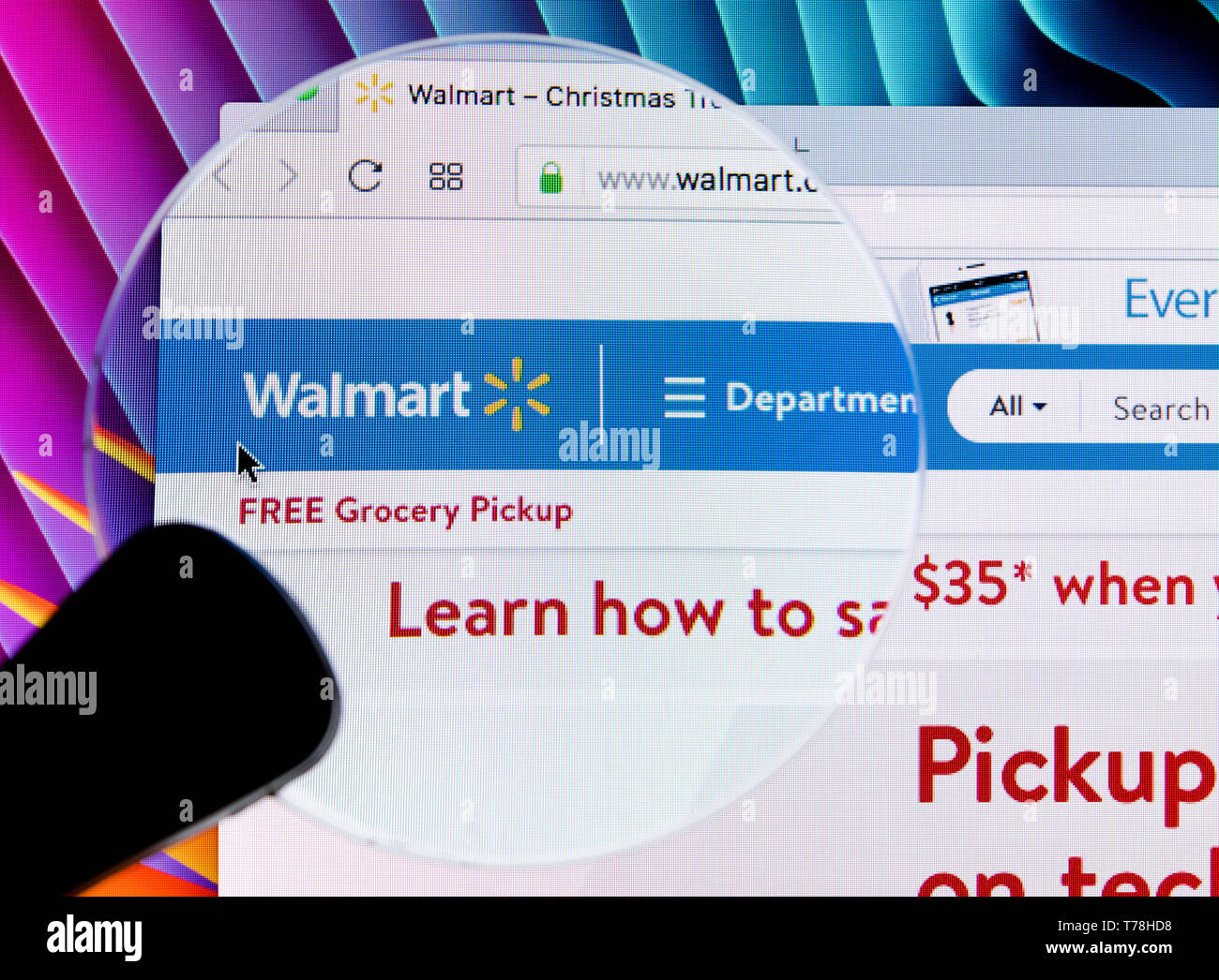 Internet online shopping market with magnifying glass logo hi-res stock ...