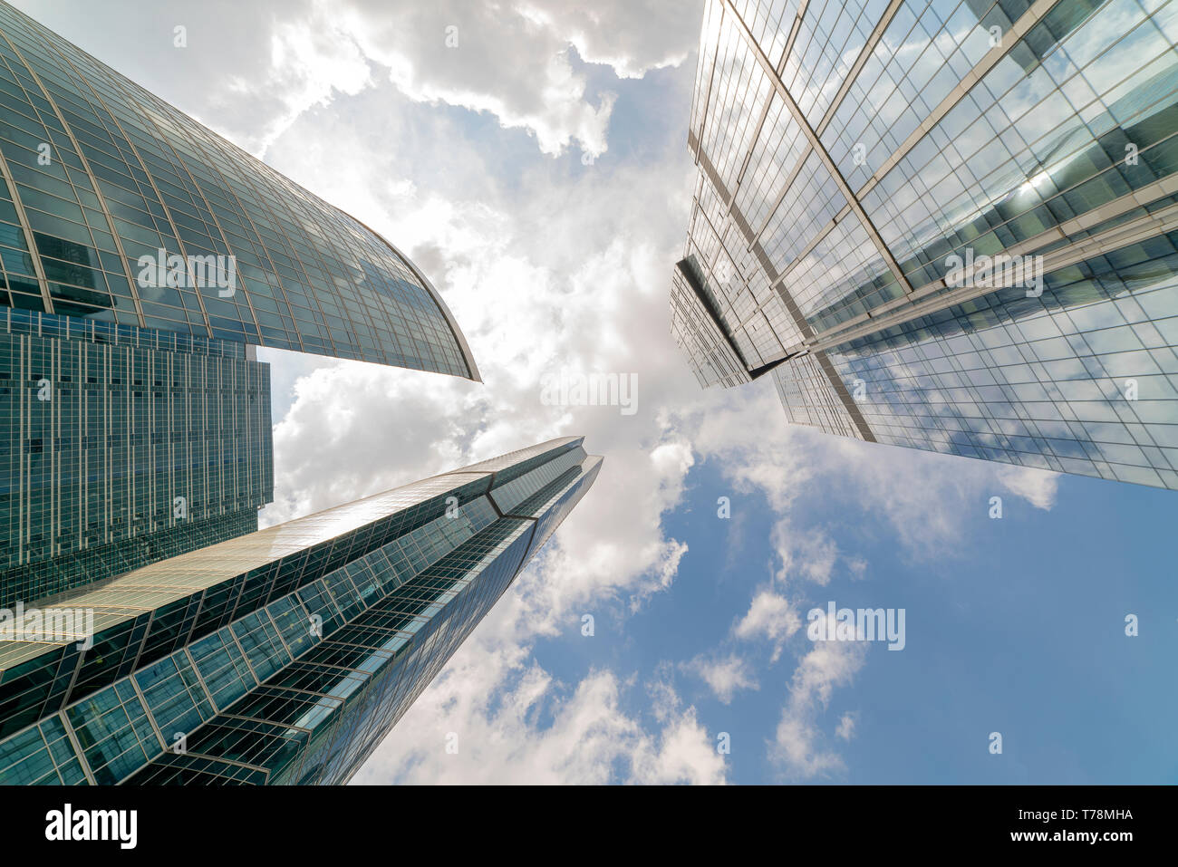 Skyscrapers and glass walls hi-res stock photography and images - Alamy