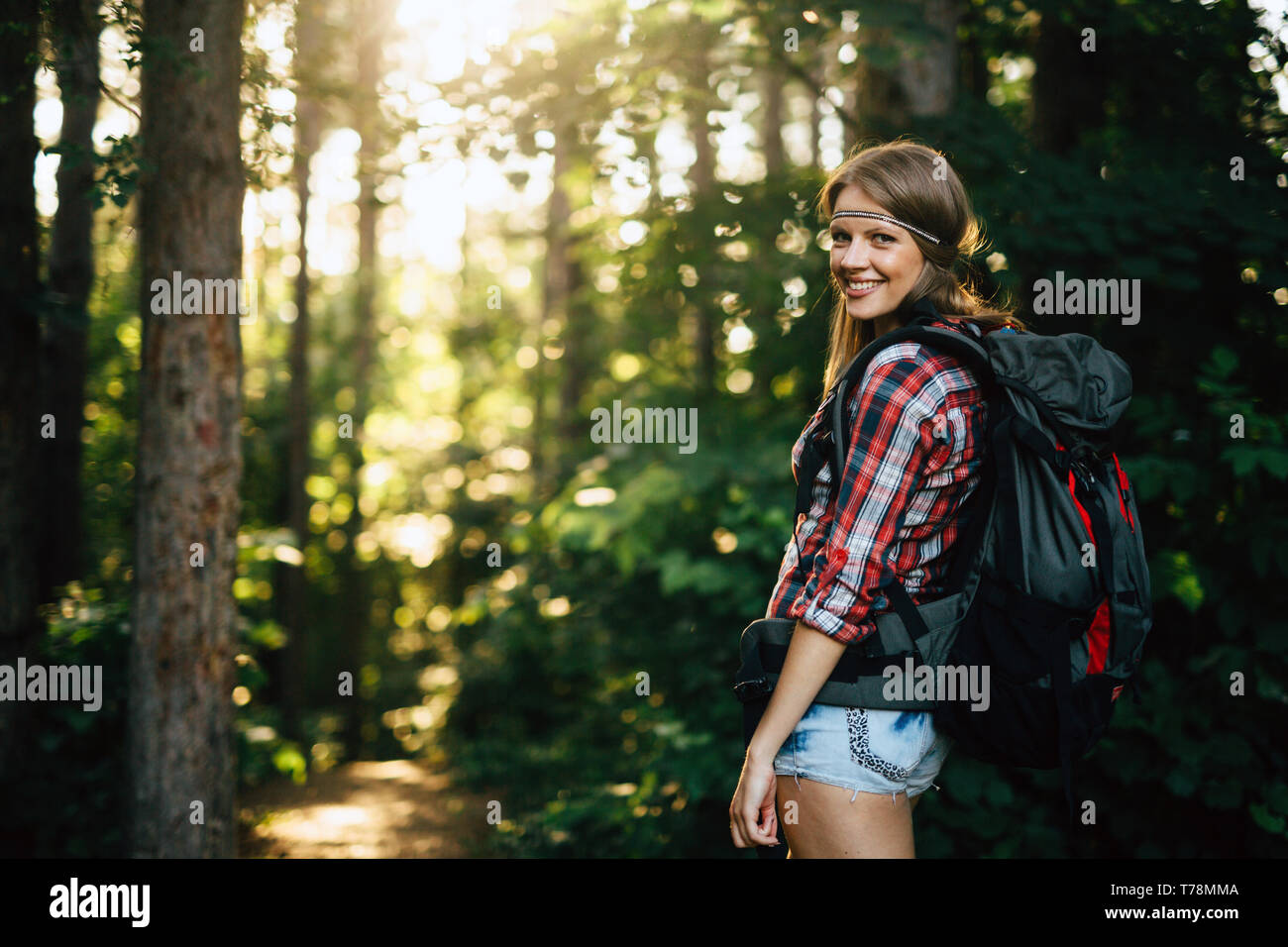 Female tourist backpack hiking hi-res stock photography and images - Alamy