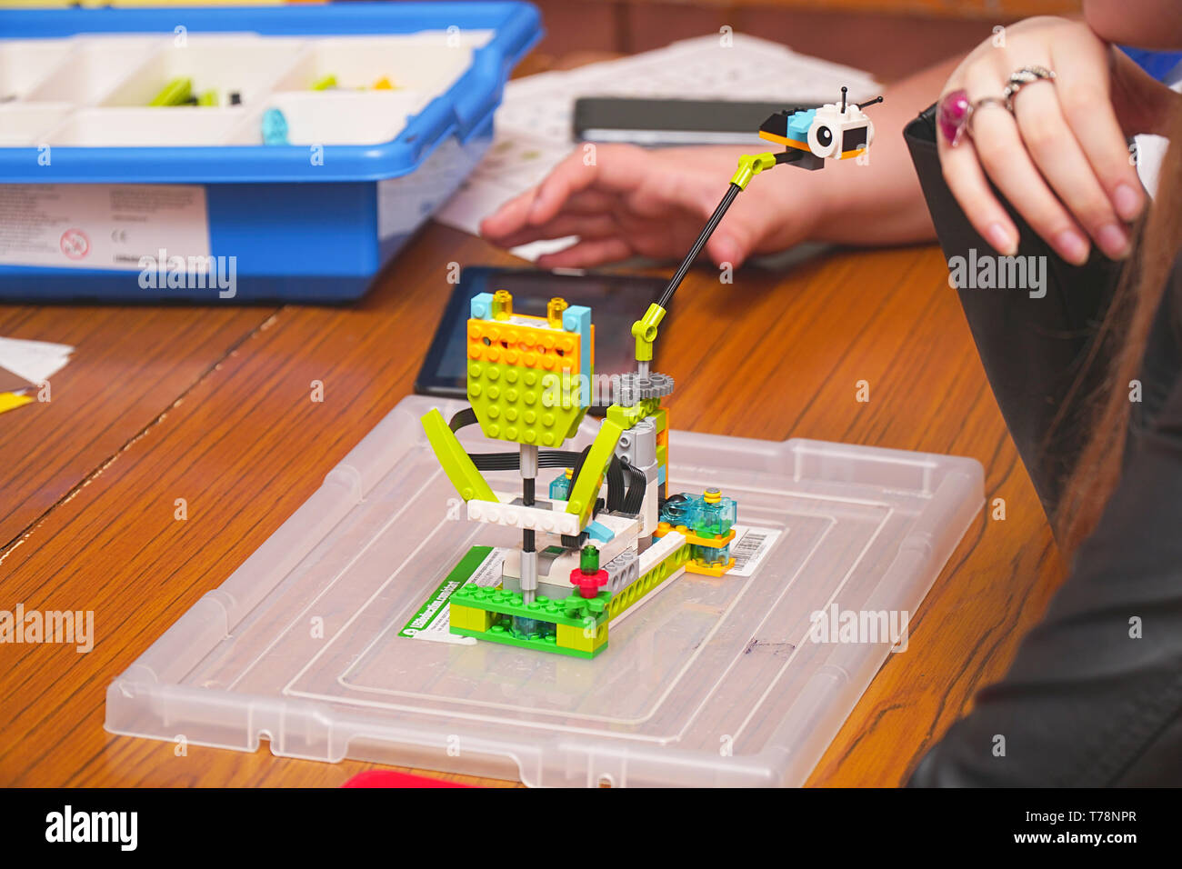 Lego robot model Stock Photo - Alamy