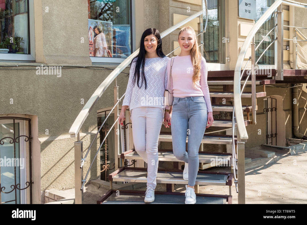 Go down the stairs hi-res stock photography and images - Alamy