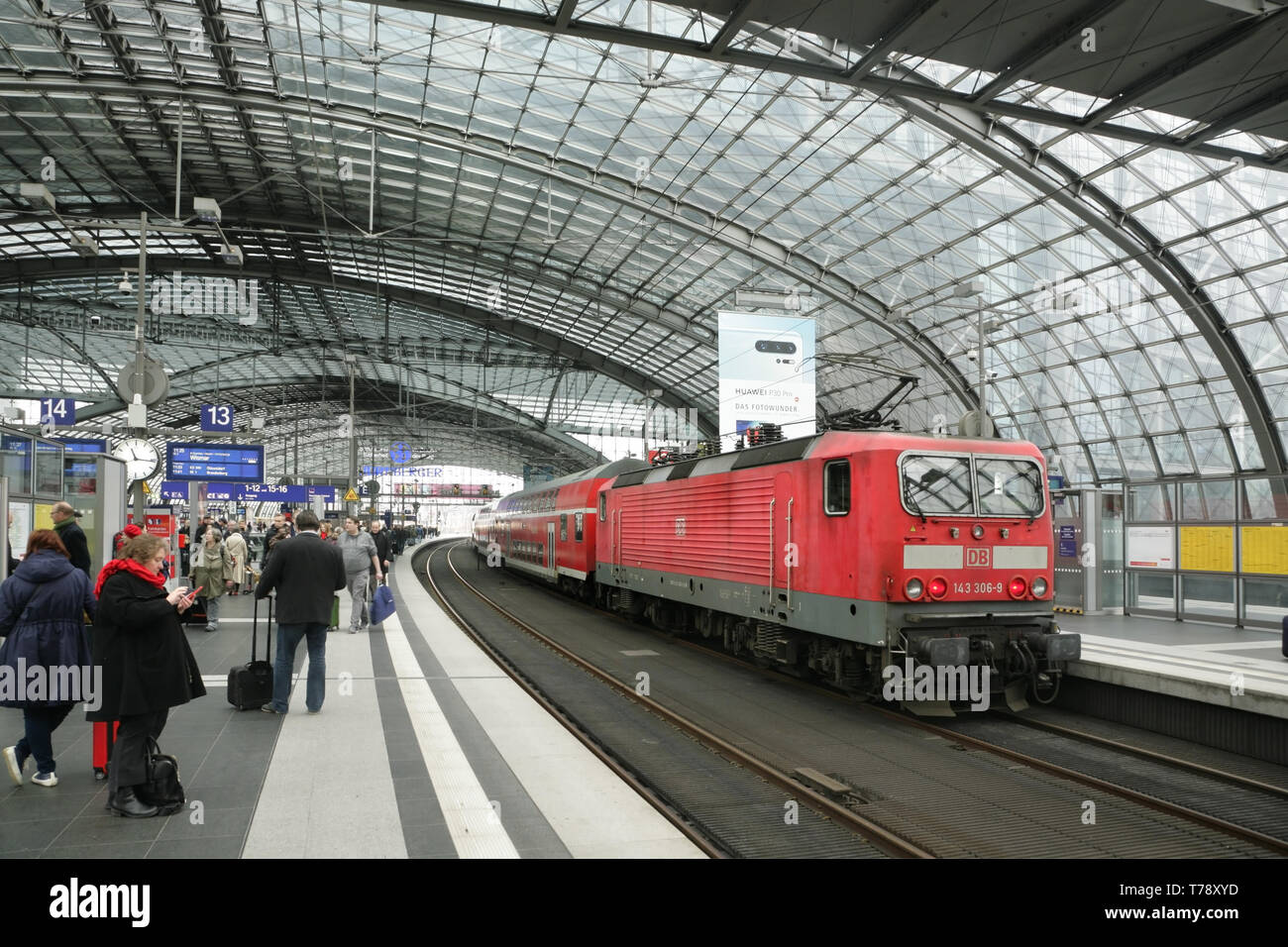 Class 143 Electric Locomotive And Train At The Hauptbahnhof Berlin
