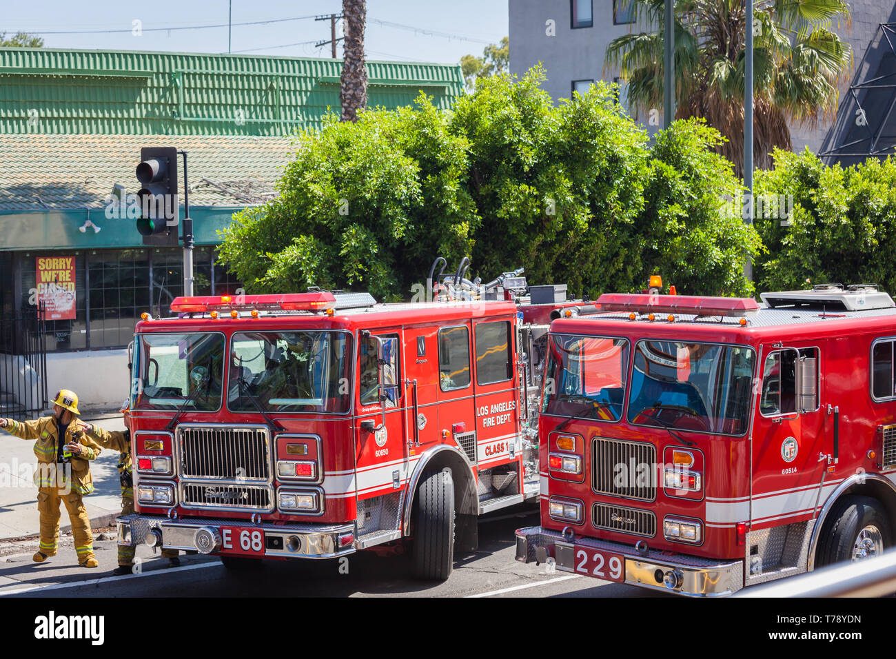 Los Angeles, California - Jul 29, 2017: Los Angeles firemen at work ...