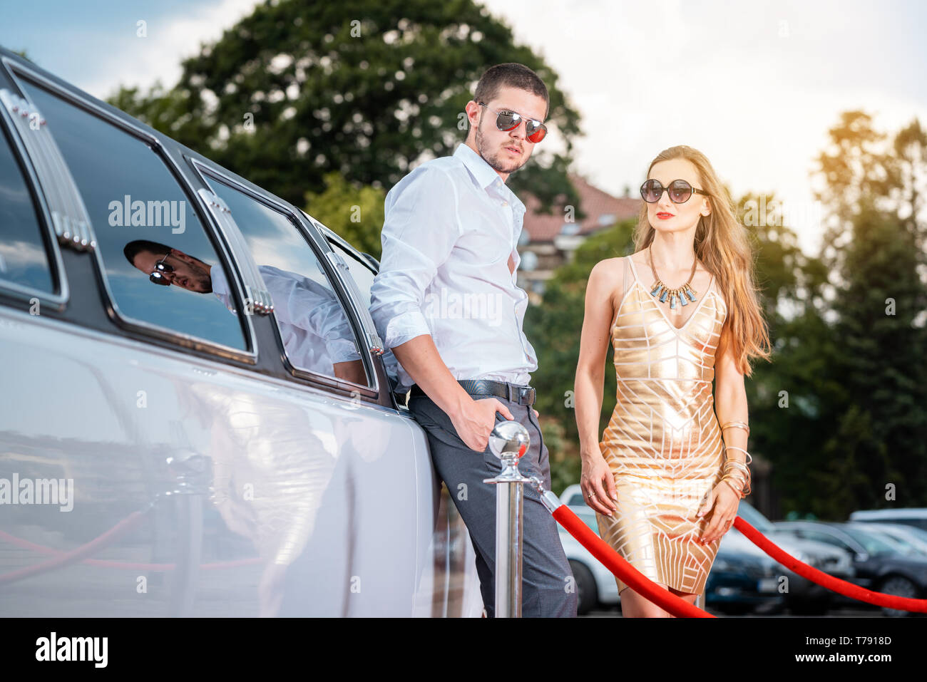 Man leaning against car hi-res stock photography and images - Alamy
