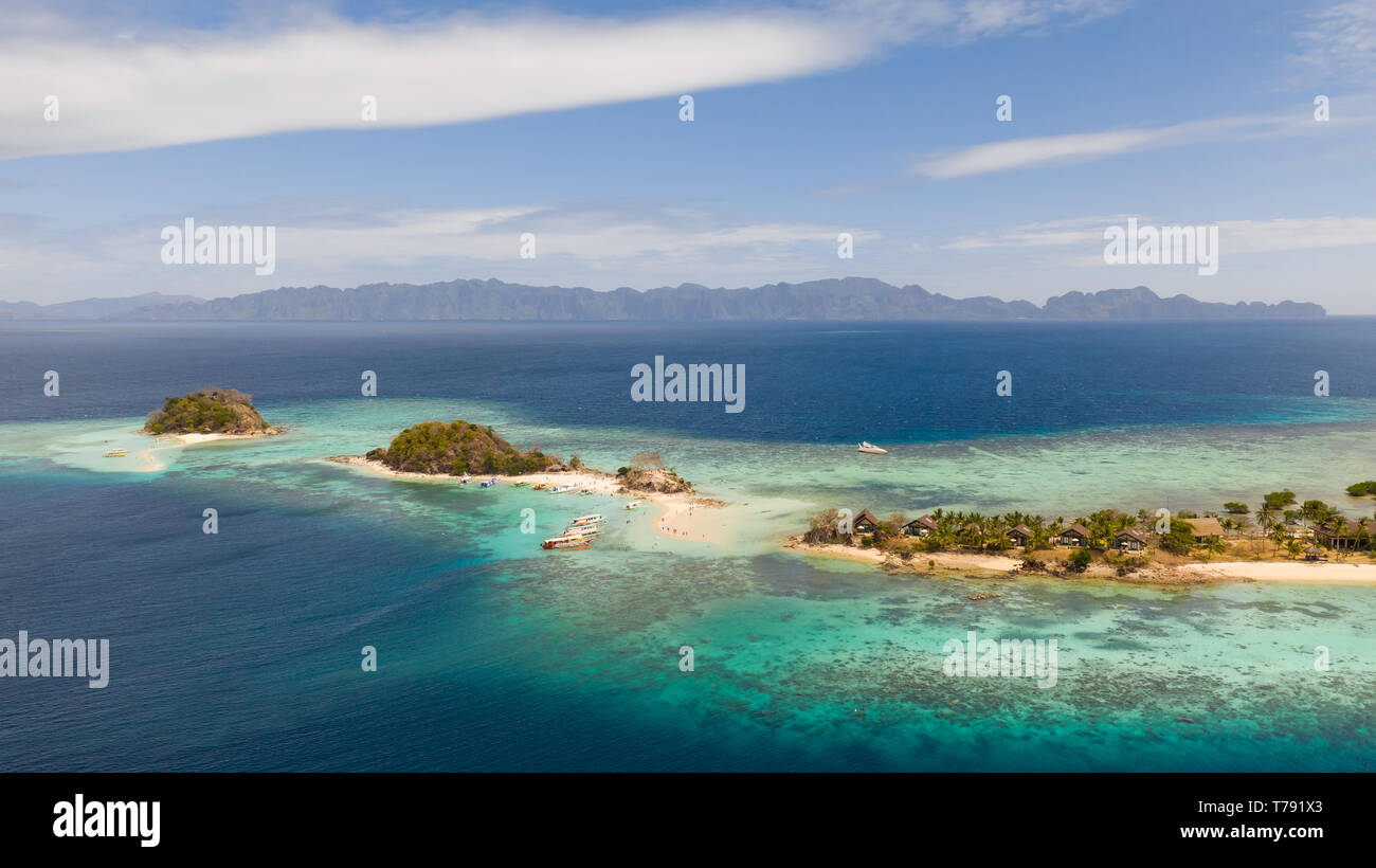 Tropical island with white beach. Bulog Dos, Philippines, Palawan ...
