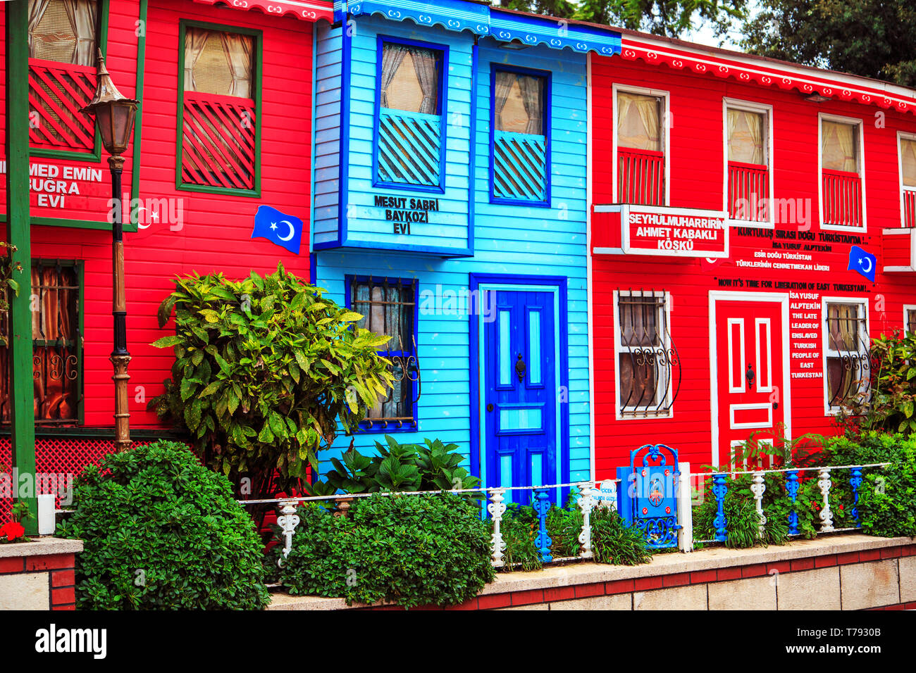 Colourful houses in balat istanbul hi-res stock photography and images ...