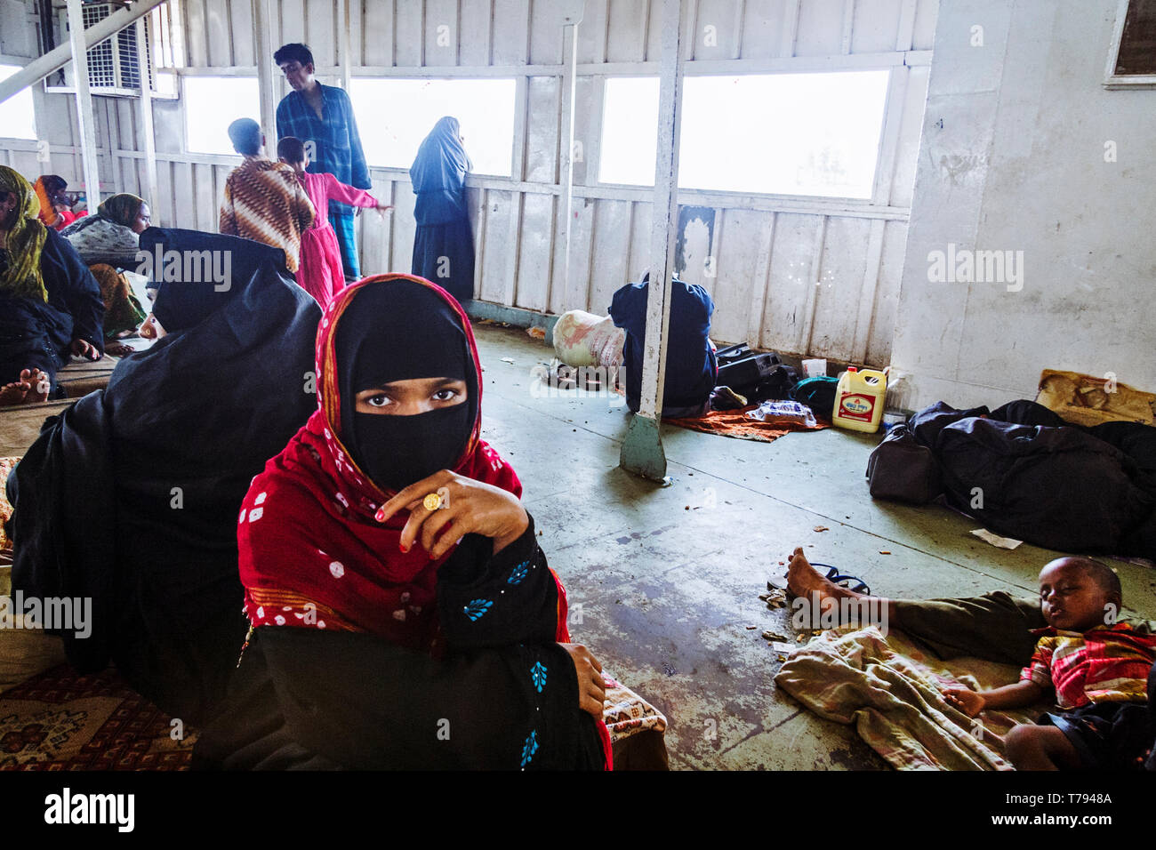 Travellers dhaka bangladesh hi-res stock photography and images - Alamy