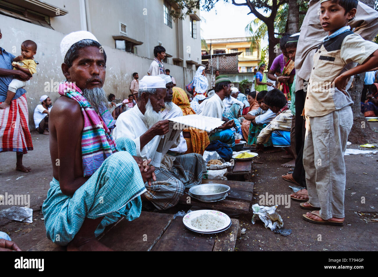 Langar poor hi-res stock photography and images - Alamy