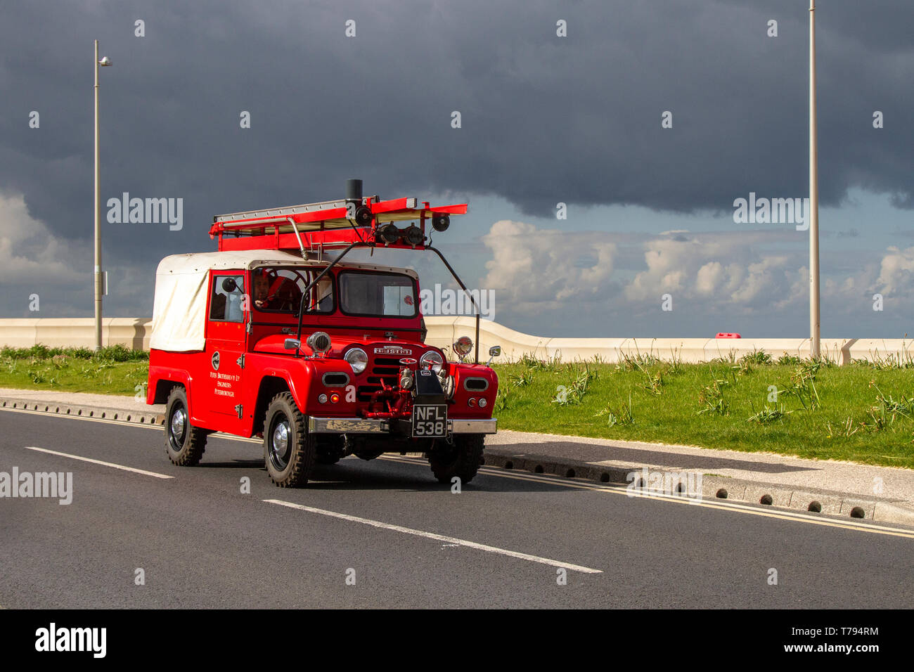 Vintage British Fire Engine High Resolution Stock Photography and ...