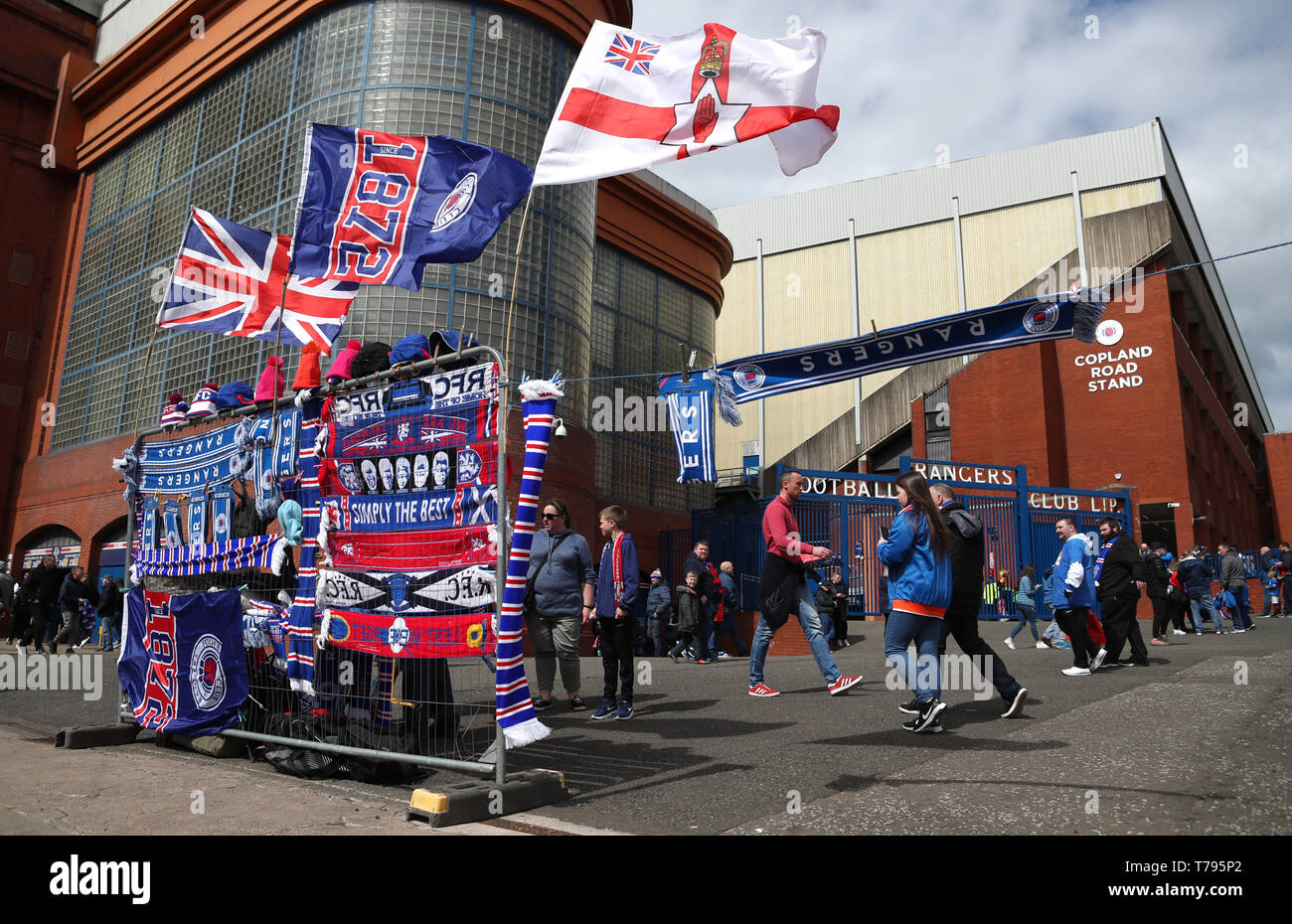 Rangers fans outside stadium hi-res stock photography and images - Alamy