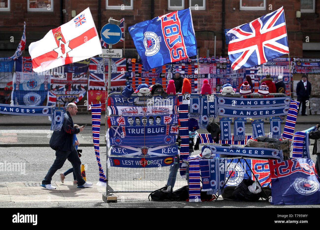 Merchandise stalls outside stadium hi-res stock photography and images ...