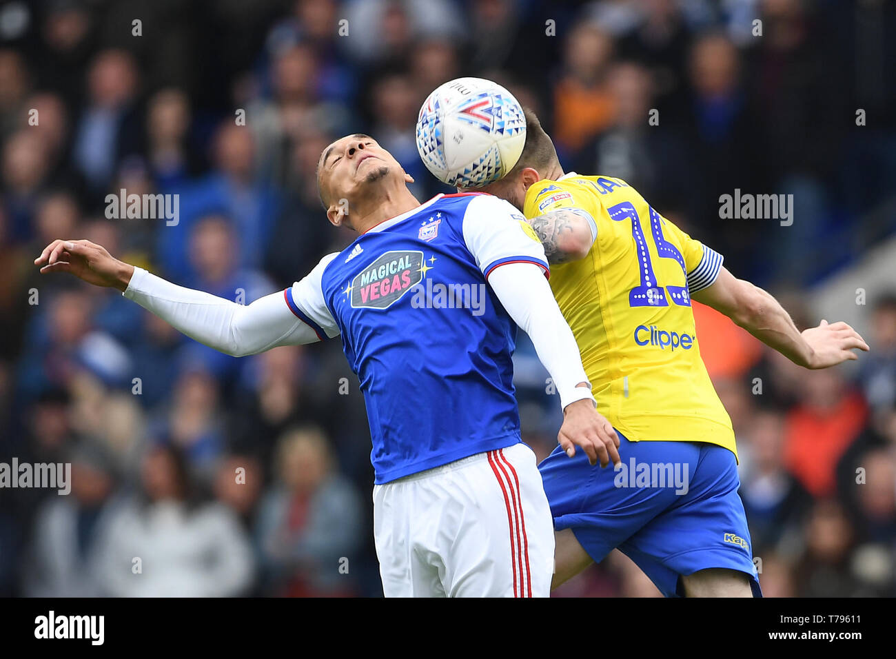 Ipswich Town's Colin Quaner (left) and Leeds United's Stuart Dallas during the Sky Bet ...