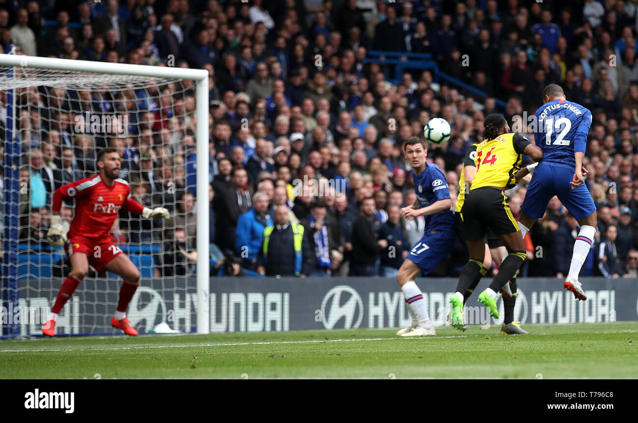 Chelsea's Ruben Loftus-Cheek scores his side's first goal of the game ...