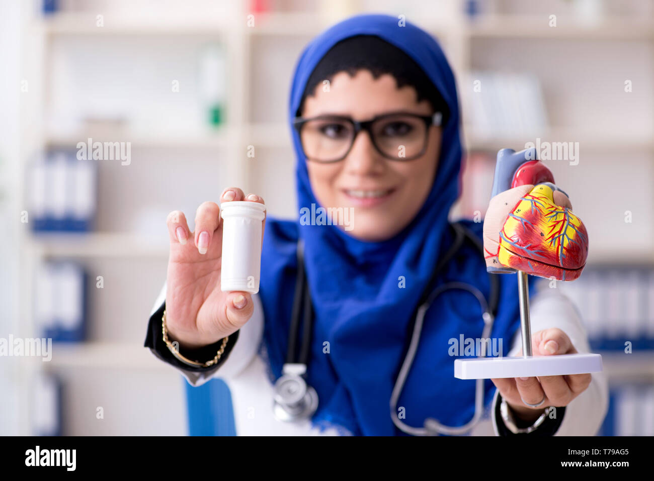 Female doctor in hijab working in the hospital Stock Photo - Alamy