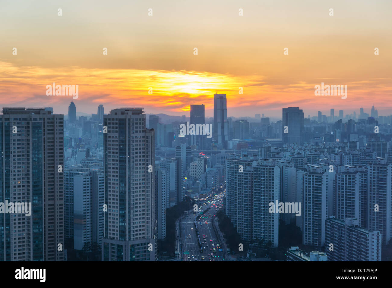 Skyline of seoul hi-res stock photography and images - Alamy