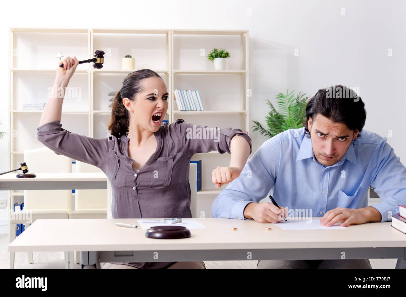 Woman engagement ring screaming hi-res stock photography and images - Alamy