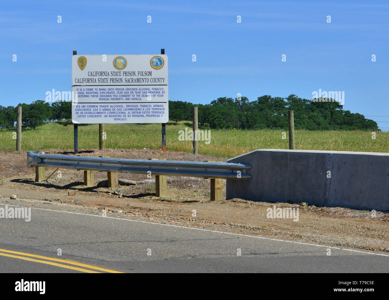 Folsom state prison sign Stock Photo - Alamy