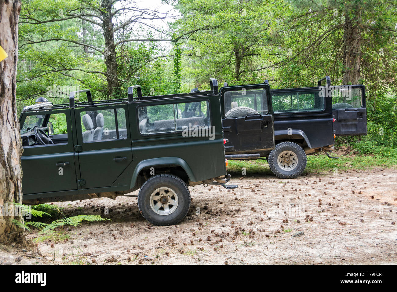 2014 defender vehicle hi-res stock photography and images - Alamy