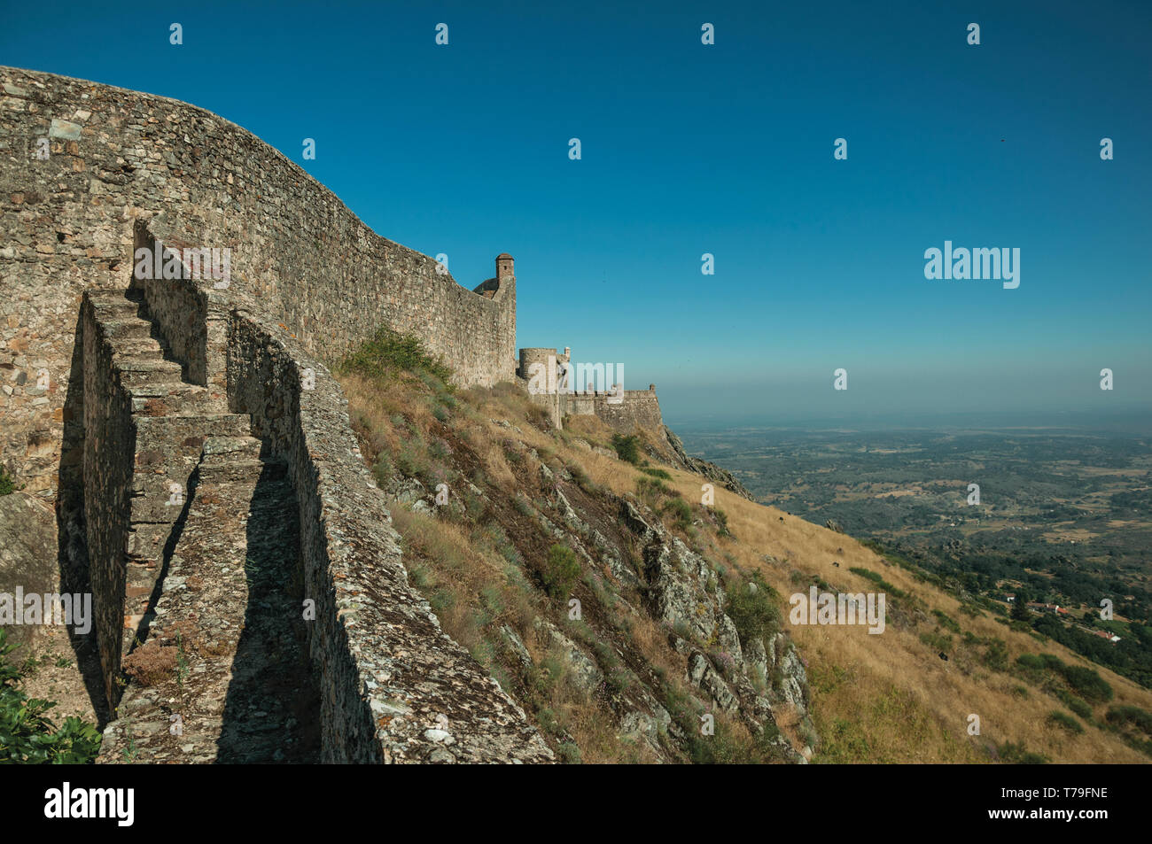 Outer curtain walls hi-res stock photography and images - Alamy