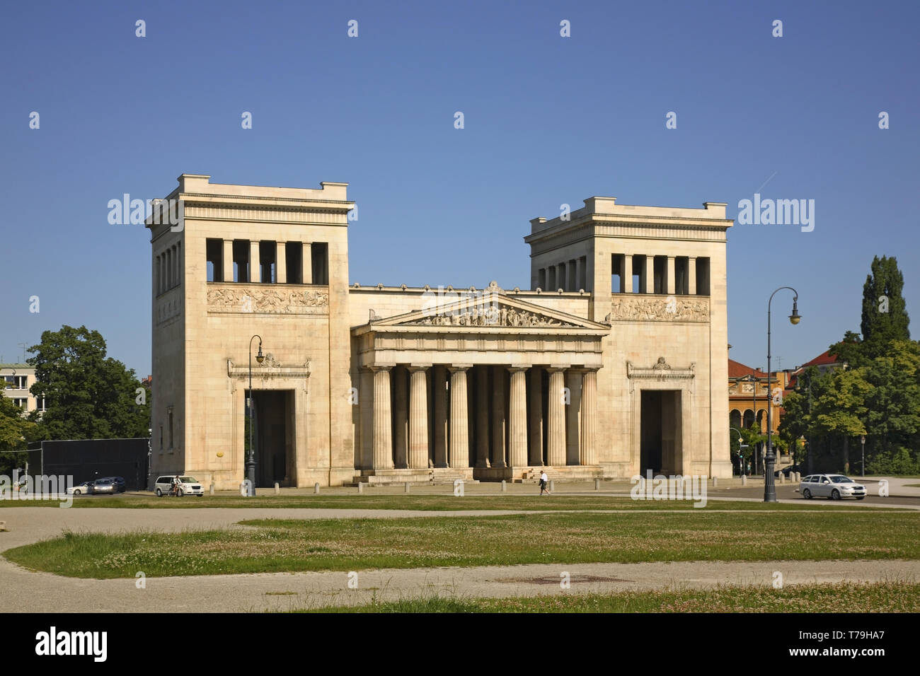 Munchen propylaea hi-res stock photography and images - Alamy