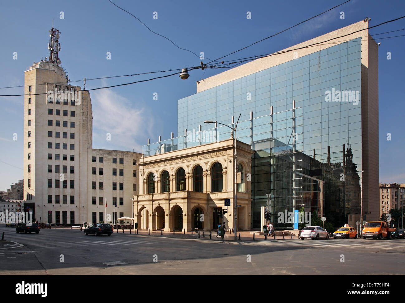 Square in Bucharest. Romania Stock Photo - Alamy