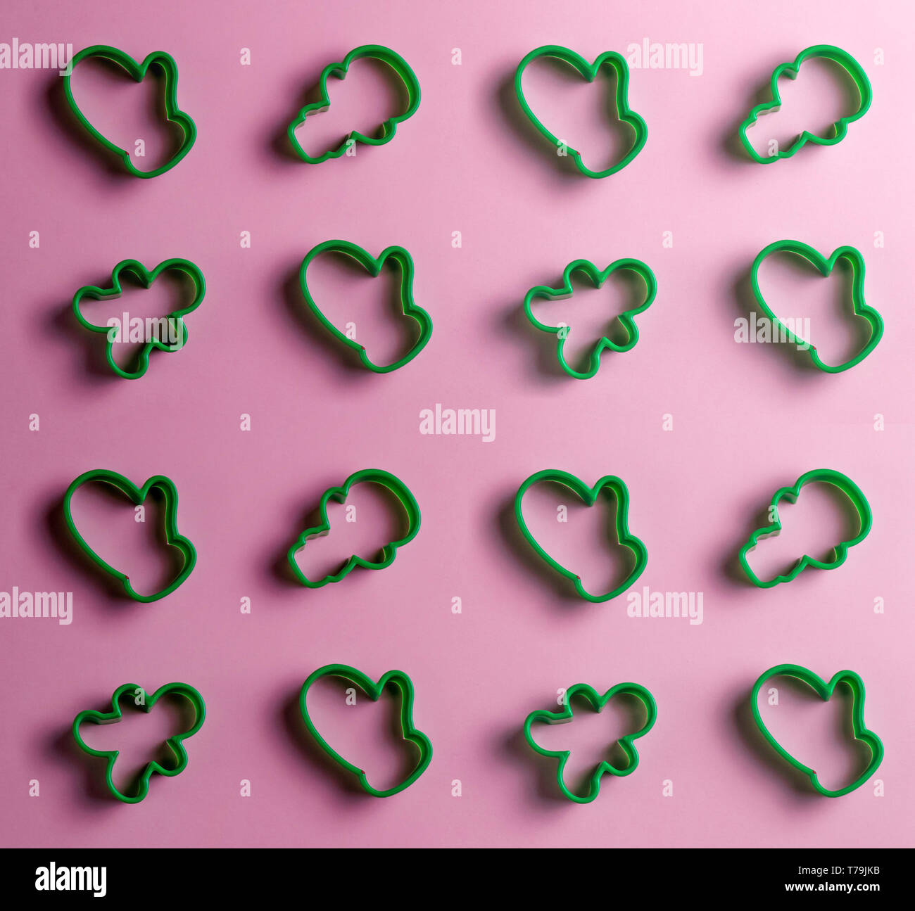 Various shaped cookie cutters hi-res stock photography and images - Alamy